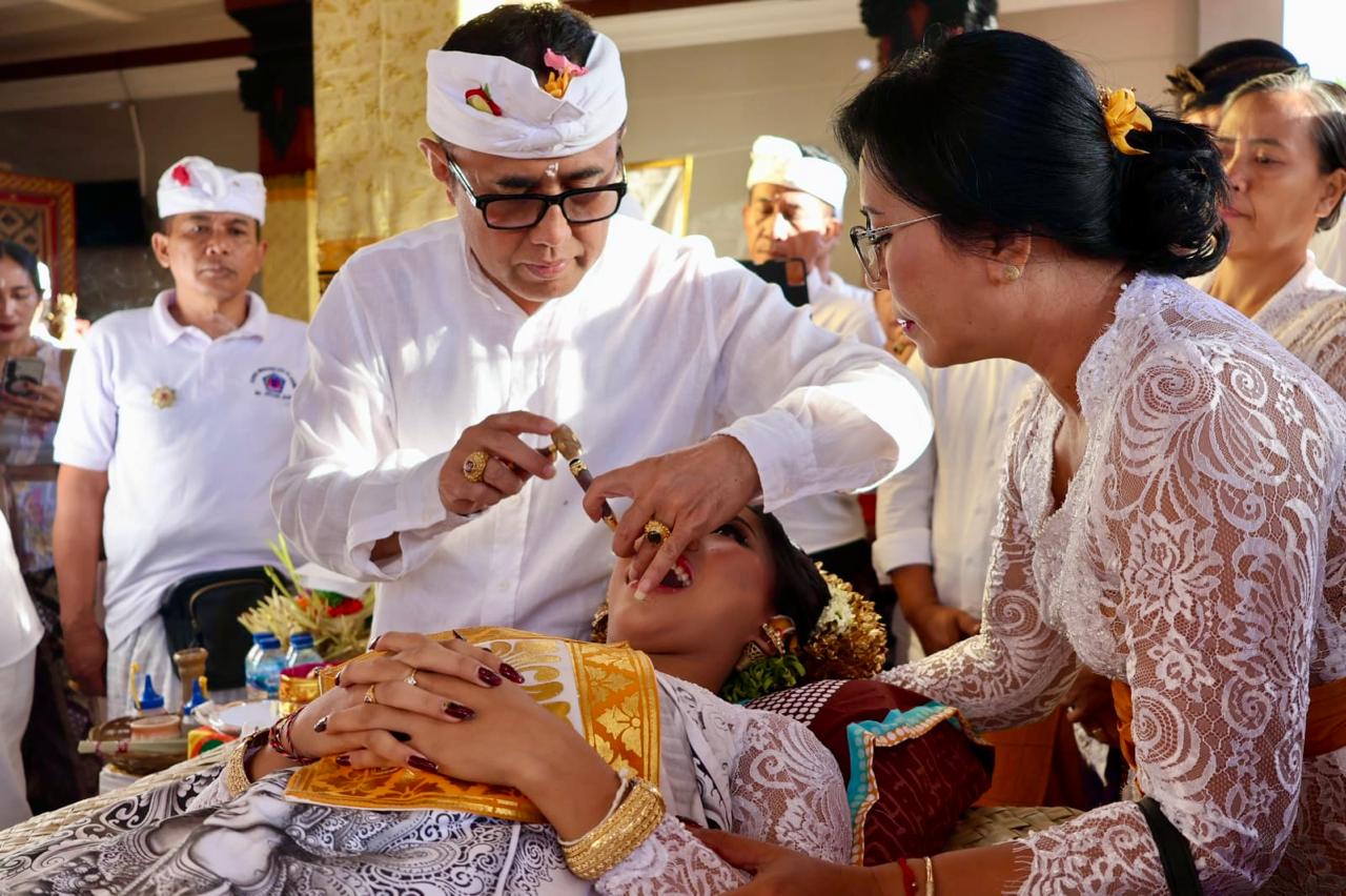 Metatah, A Sacred Balinese Tooth Filing Ceremony that Marks the Journey ...